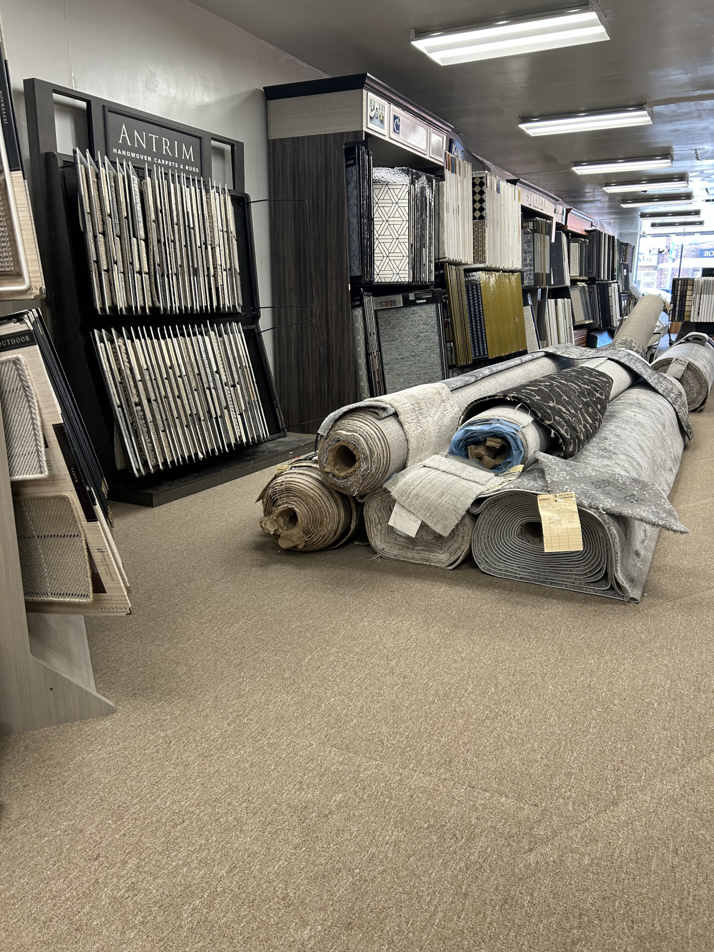 Contact Us | All Carpet